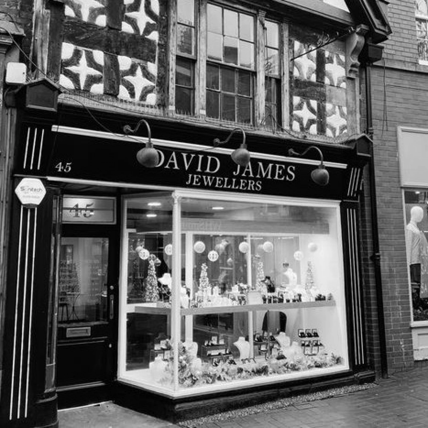 James the jewellers store